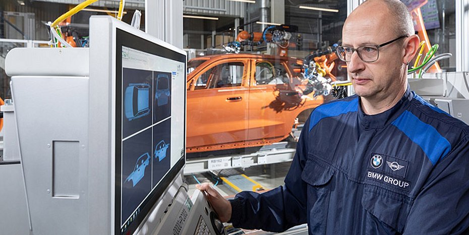 Automated surface processing in the automotive plant - Surface ...